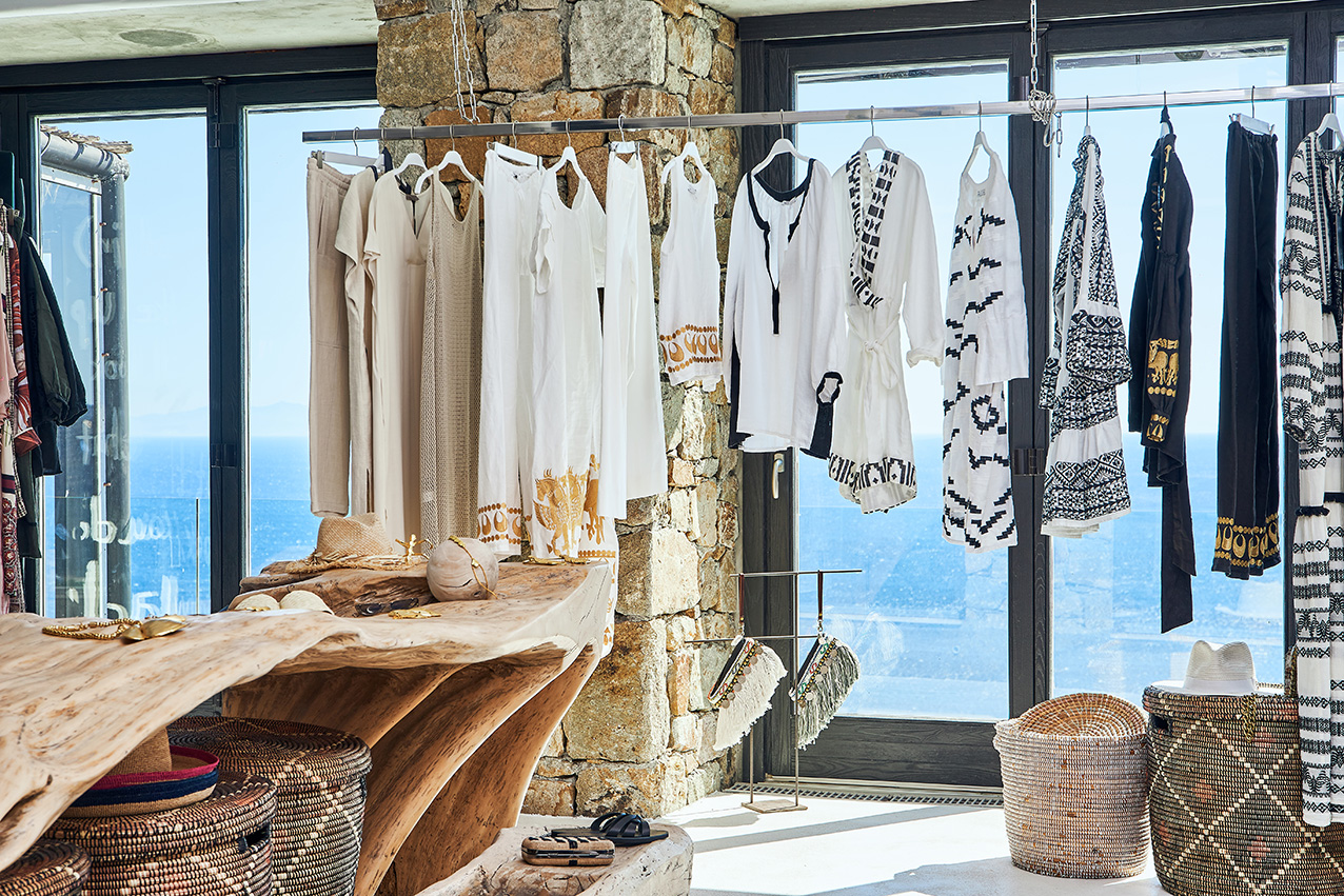 The Shopping Experience at the Utopia Concept Store!